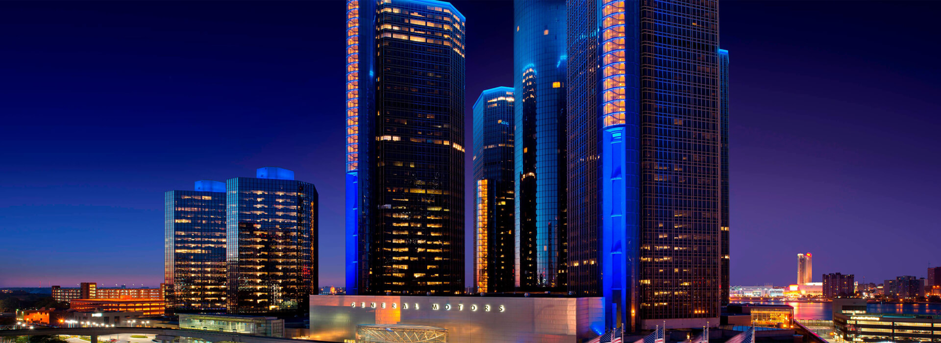 Detroit Marriott at the Renaissance Center - VIP Nightlife